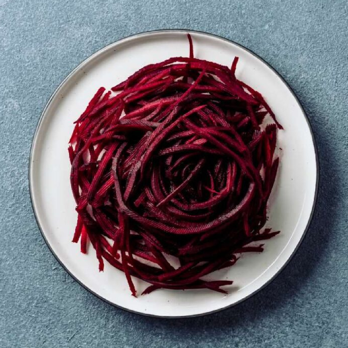 Can Beetroot Be Eaten Raw? - Eat Your Beets