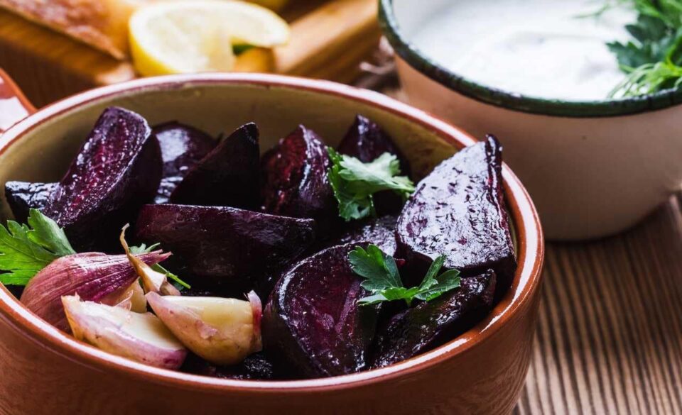 What Do Beetroots Taste Like - Eat Your Beets
