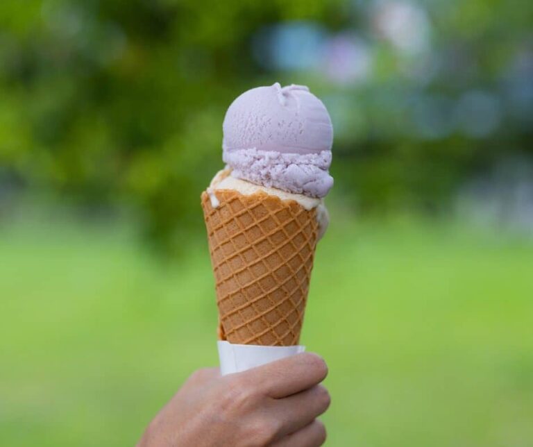 What Does Taro Taste Like? - Eat Your Beets