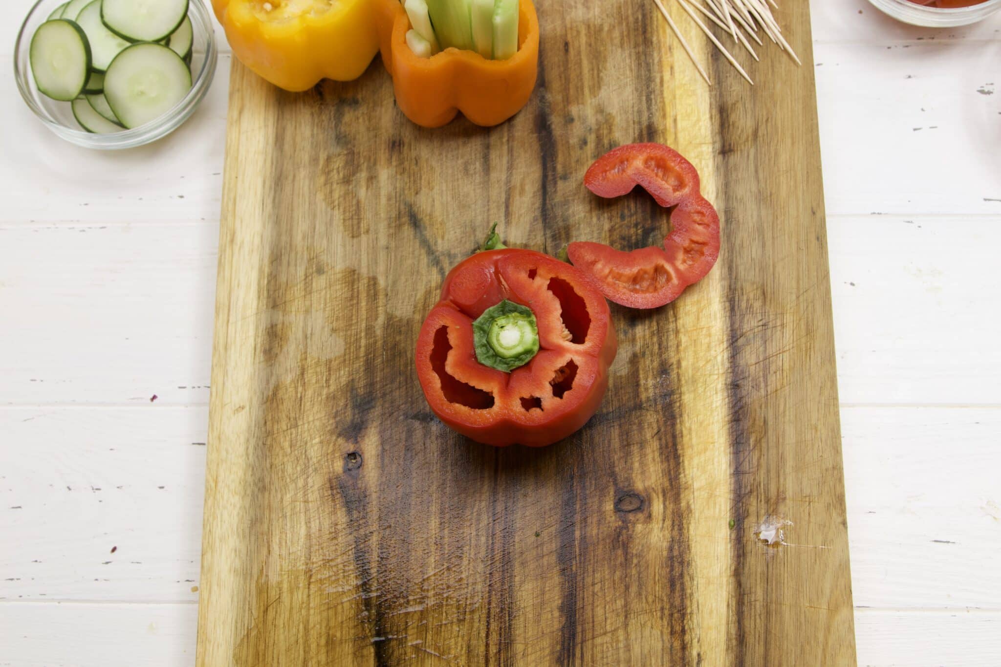 Fun Veggie Train With Bell Peppers - Eat Your Beets