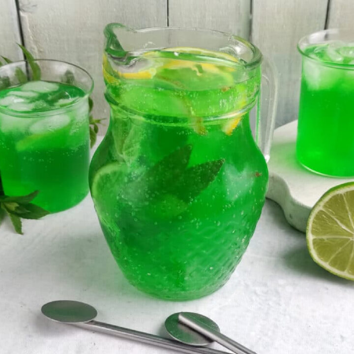 Russian Tarragon Soda (Yoda Soda) - Eat Your Beets